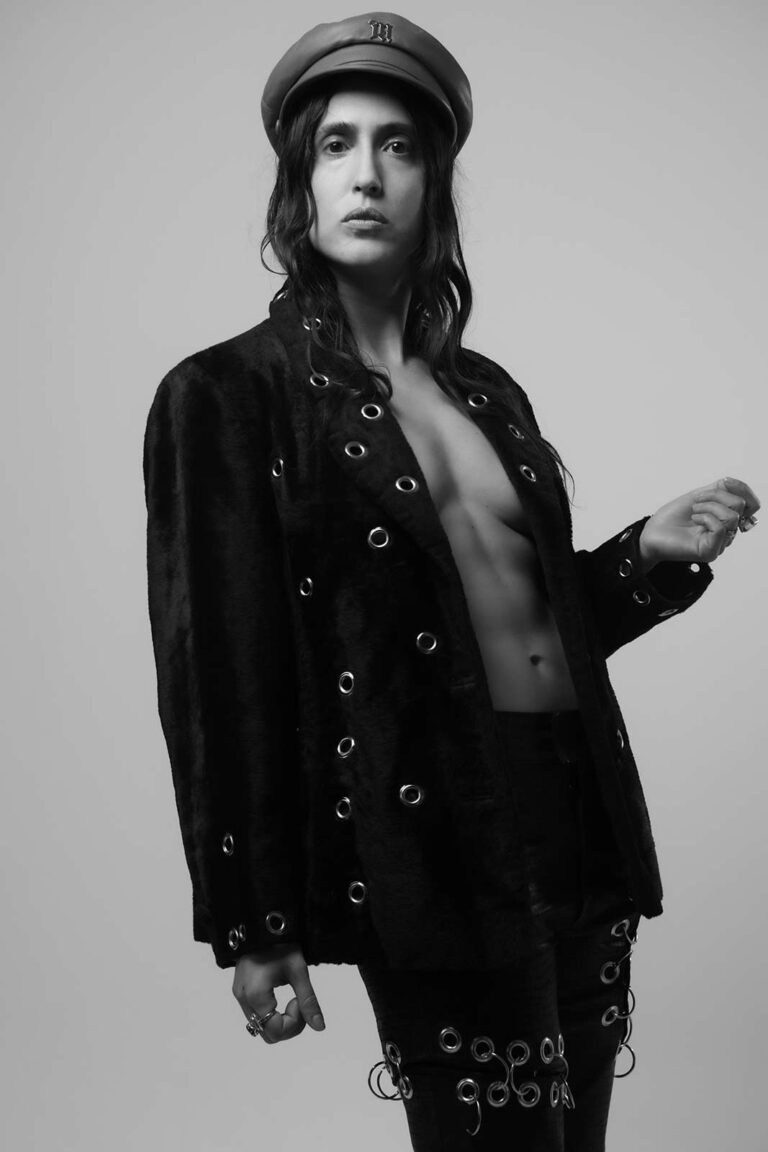 HELENA HAUFF interview with pictures by KEYI STUDIO